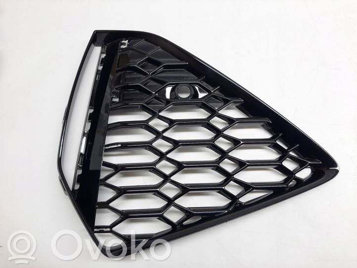 4K8807682D Audi RS6 C8 Front bumper lower grill, 37.66 € | RRR