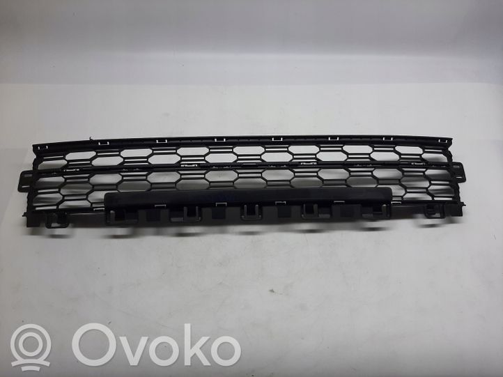 5E3853677A Skoda Octavia Mk4 Front bumper lower grill, 23.96 € | RRR