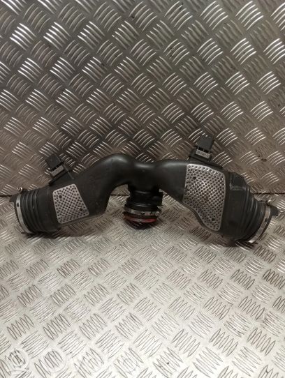 A6420908237 Mercedes-Benz C W204 Turbo air intake inlet pipe/hose, 250. ...