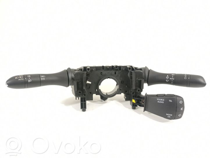 255678134r Renault Talisman Interrupteur d'éclairage de la cabine dans ...