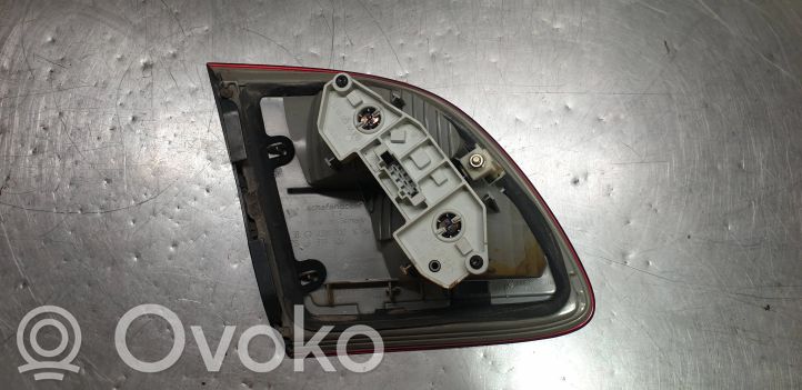 A2118201464 Mercedes-Benz E W211 Tailgate rear/tail lights, 5.00 € | RRR