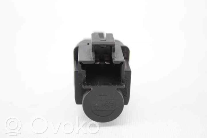 3M5T13480AC Ford Fiesta Brake pedal sensor switch, 12.00 € | RRR
