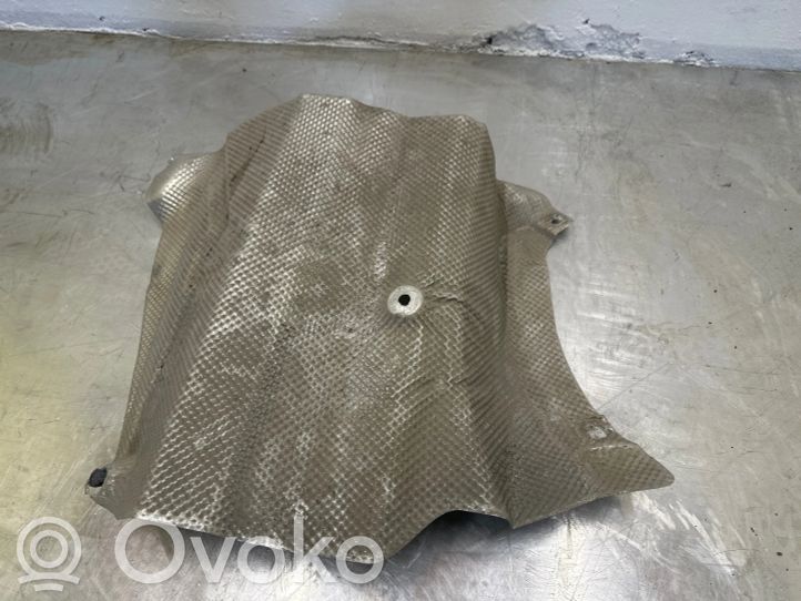 A2046828171 Mercedes-Benz C W204 Heat shield in engine bay, 10.00 € | RRR