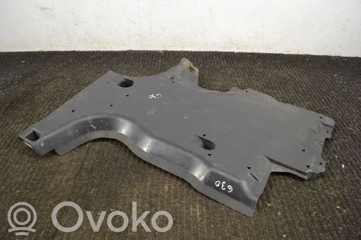 7441180 BMW 5 G30 G31 Center/middle under tray cover, 19.00 € | RRR
