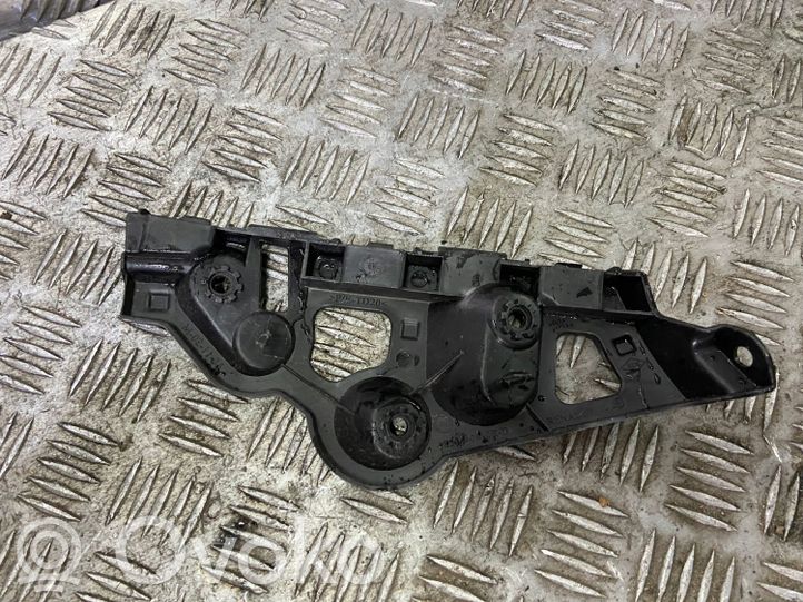 850440810R Dacia Sandero Rear bumper mounting bracket, 5.18 € | RRR
