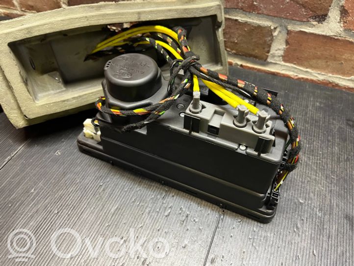 1708000848 Mercedes-Benz SLK AMG R170 Central locking vacuum pump, 371. ...