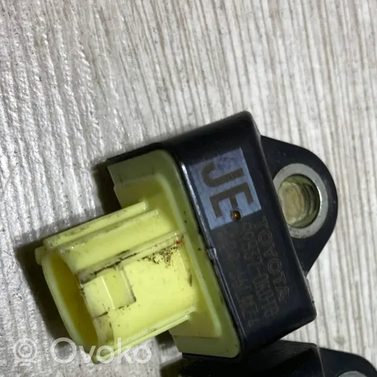 89173-0K040 Toyota Hilux VIII Capteur de collision / impact de déploiement d'airbag, 10.92 € | OVOKO