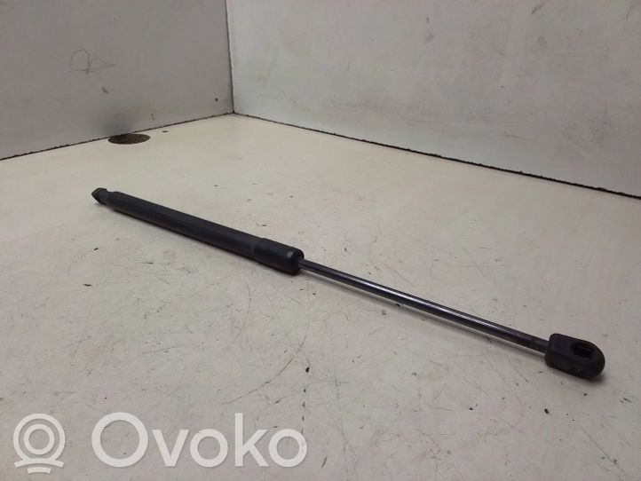 3C9827550A Volkswagen PASSAT B6 Tailgate/trunk strut/damper, 12.00 € | RRR
