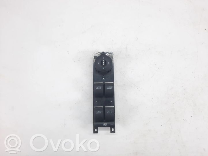 AM5T14A132AA Ford Focus Electric window control switch, 10.81 € | RRR