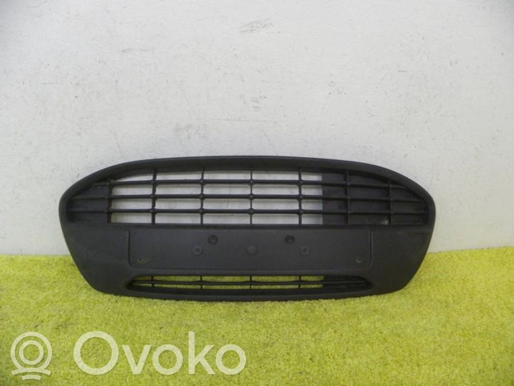 c528-735437417 Ford Ka Front bumper upper radiator grill, 38.65 € | RRR