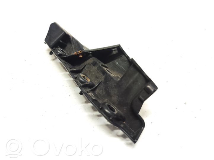4M0807284A Audi Q7 4M Front bumper mounting bracket, 25.00 € | RRR