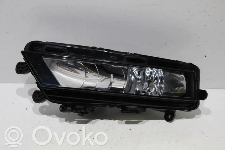 5E0941699F Skoda Octavia Mk3 (5E) Front fog light, 42.36 € | RRR