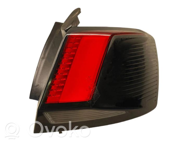 9810477080 Peugeot 3008 II Rear/tail lights, 90.00 € | RRR