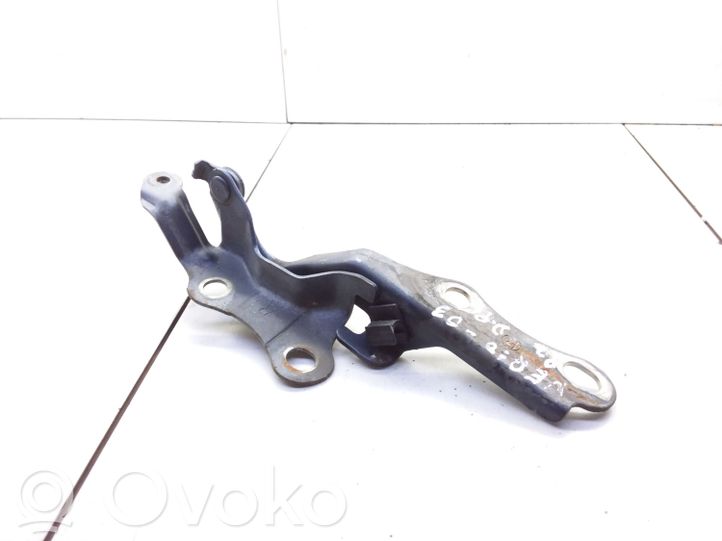 Toyota Corolla Verso E121 Engine bonnet/hood hinges, 5.00 € | RRR