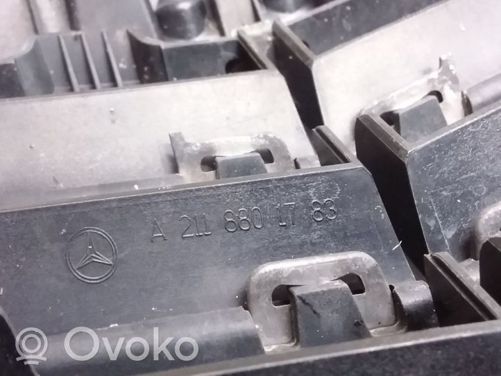 A2118801783 Mercedes-Benz E W211 Front bumper upper radiator grill, 60. ...