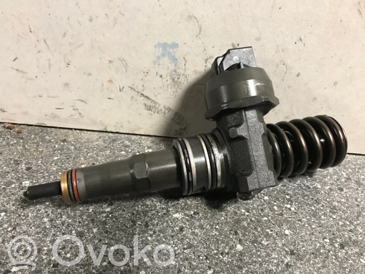 038130073BQ Volkswagen PASSAT B6 Fuel injector, 65.00 € | RRR