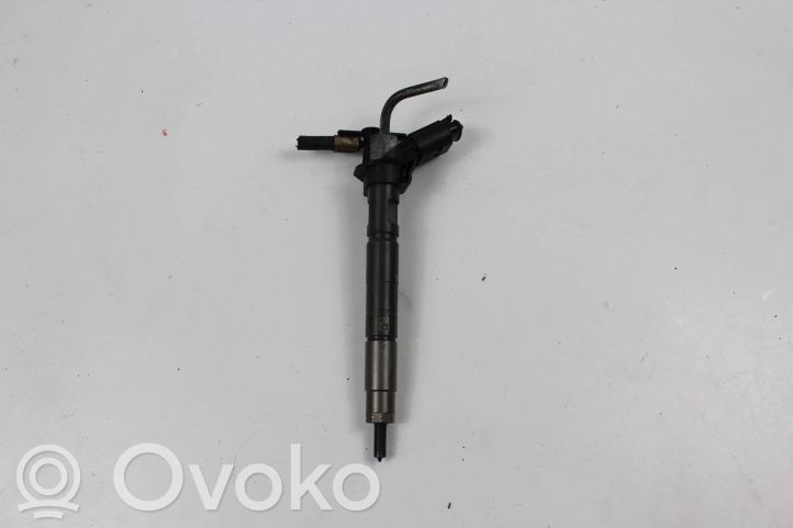 338002F000 Hyundai Santa Fe Fuel injector, 70.00 € | RRR