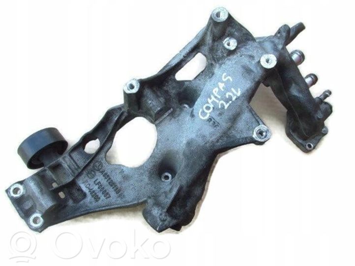 JEEP Jeep Compass Generator/alternator bracket, 49.17 € | RRR