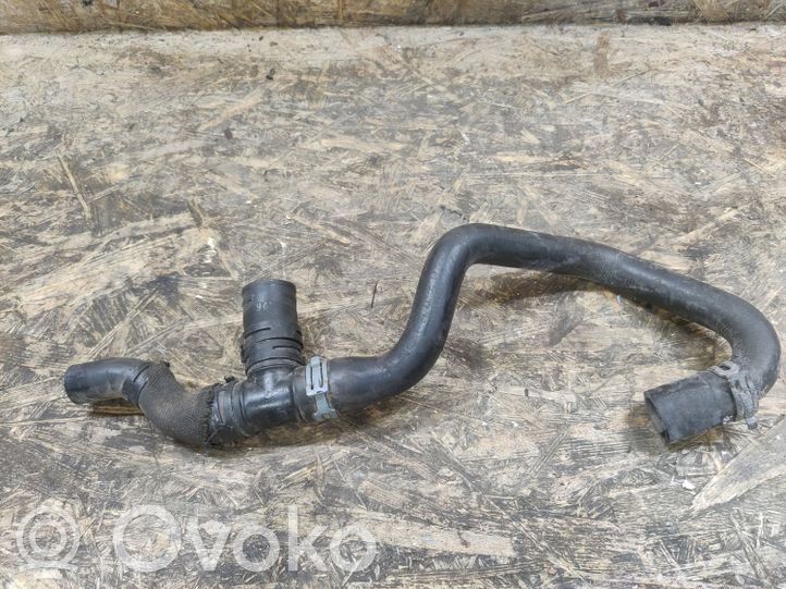 2038301996 Mercedes-Benz C W203 Engine coolant pipe/hose, 9.00 € | RRR
