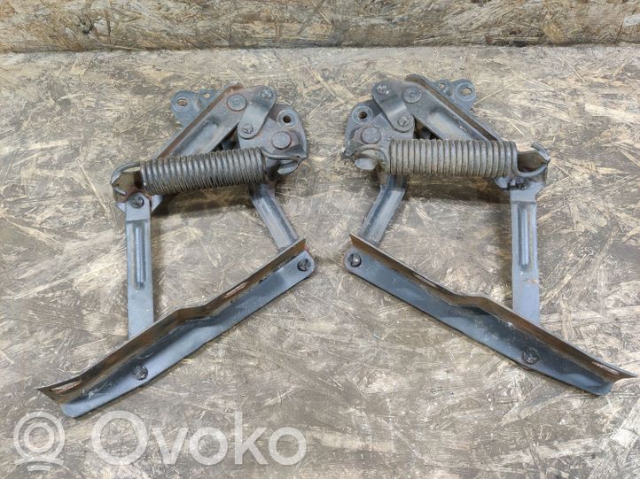 Buick LeSabre Engine bonnet/hood hinges, 81.00 € | RRR
