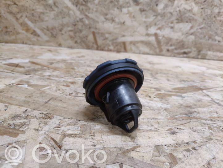 C449 Maserati GranTurismo Fuel tank filler cap, 60.00 € | RRR