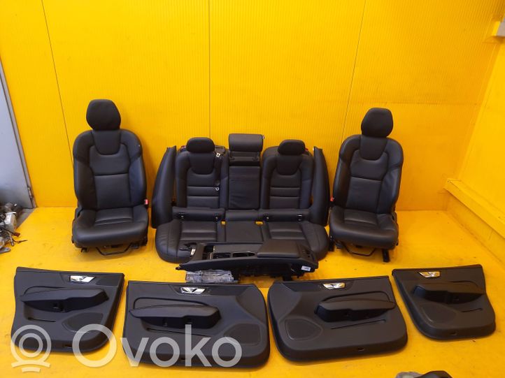 Volvo V60 Sitze komplett, 1179.04 € | RRR