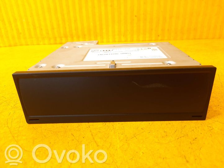 82A035043A Audi Q3 F3 Head unit multimedia control, 54.59 € | RRR