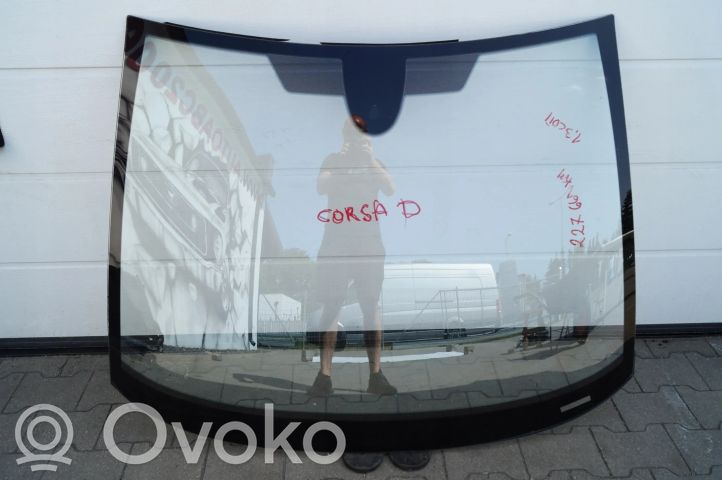 Opel Corsa D Front windscreen/windshield window, 181.18 € | RRR