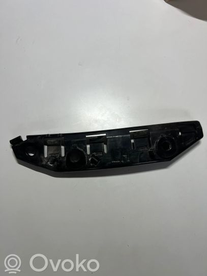 108418100e Tesla Model 3 Front bumper mounting bracket, 8.00 € | RRR