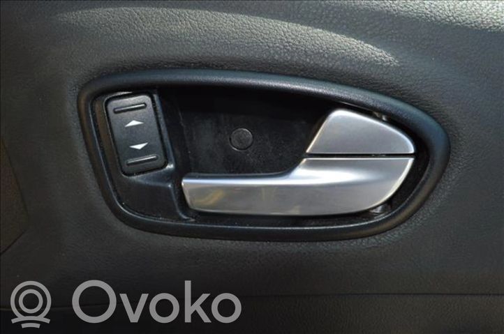 Ford Mondeo MK II Interrupteur commade lève-vitre, 14.50 € | OVOKO