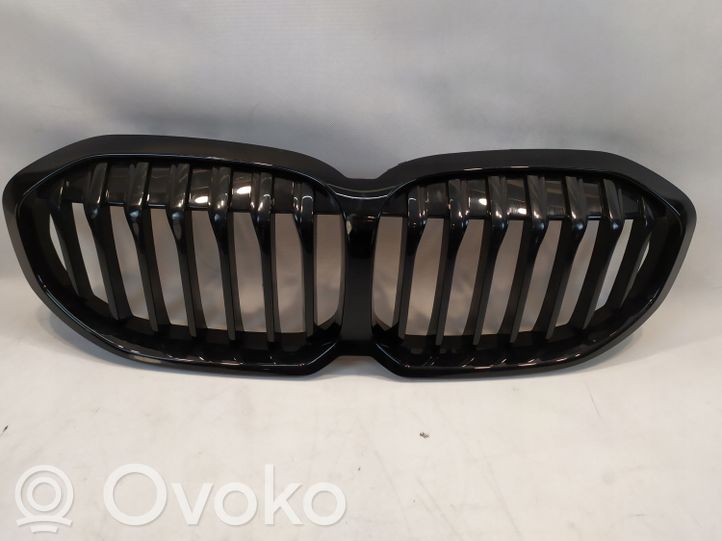 BMW 1 F40 Grille calandre supérieure de pare-chocs avant, 88.00 € | OVOKO