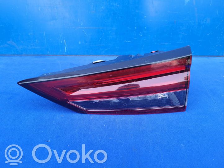 2268D02F Nissan Qashqai J12 Tailgate rear/tail lights, 61.18 € | RRR