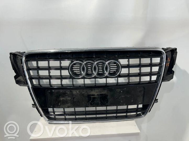 8T0853651R Audi A5 8T 8F Front bumper upper radiator grill, 100.00 € | RRR