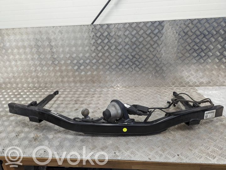 5NA803881P Volkswagen Tiguan Āķa stiprinājuma sija, 211.76 € | RRR