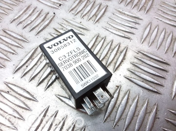 30658312 Volvo XC90 Kita rėlė, 10.10 € | RRR