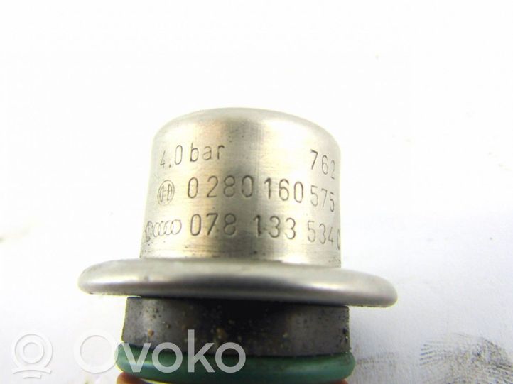 078133534C Volkswagen PASSAT B5 Fuel pressure regulator, 10.00 € | RRR