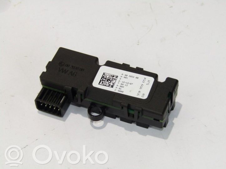 3C0959654 Volkswagen PASSAT B6 Steering wheel angle sensor, 8.00 € | RRR