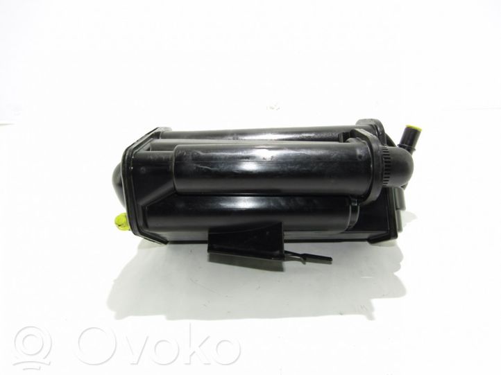 2054700659 Mercedes-Benz C W205 Fuel filter housing, 70.00 € | RRR