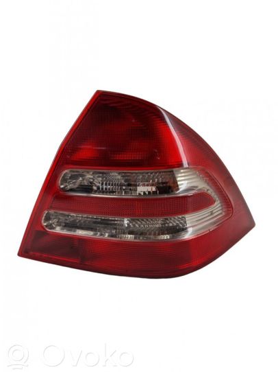 2038200264R Mercedes-Benz C W203 Rear/tail lights, 25.00 € | RRR