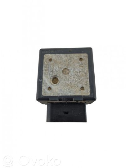 5q0906121f Seat Leon (5F) Fuel pump relay, 70.00 € | RRR