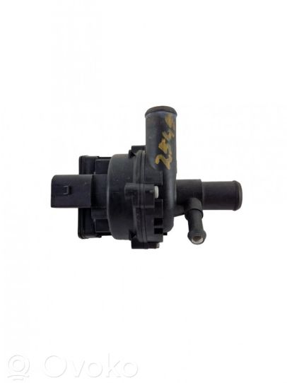 Mercedes-Benz C W204 Electric auxiliary coolant/water pump, 30.00 € | RRR