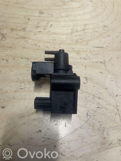 8657A126 Mitsubishi L200 Vacuum valve, 45.00 € | RRR