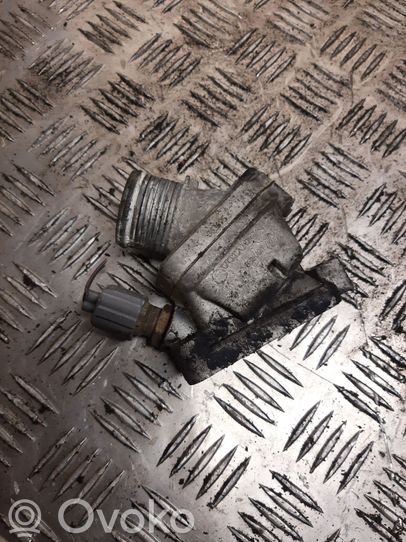 863695 Volvo V70 Thermostat/thermostat housing, 11.00 € | RRR