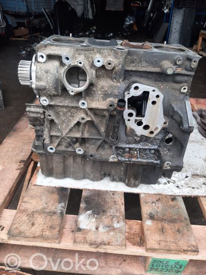 BVY Volkswagen PASSAT B6 Engine block, 195.00 € | RRR