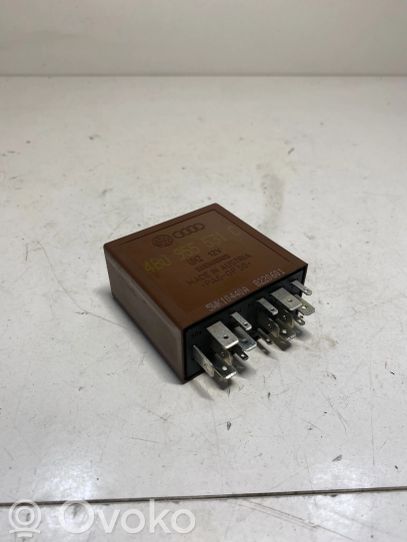 4B0955531C Volkswagen PASSAT B5.5 Window wiper relay, 15.00 € | RRR
