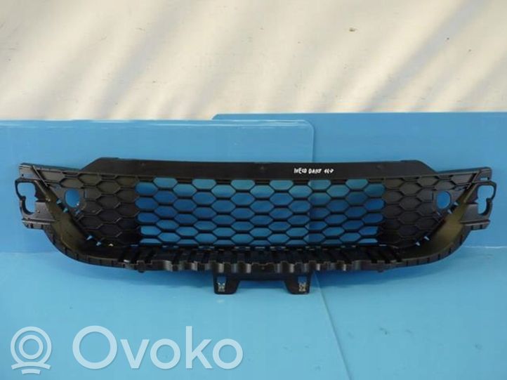 5801529764 Iveco Daily 6th gen Front bumper lower grill, 21.83 € | RRR