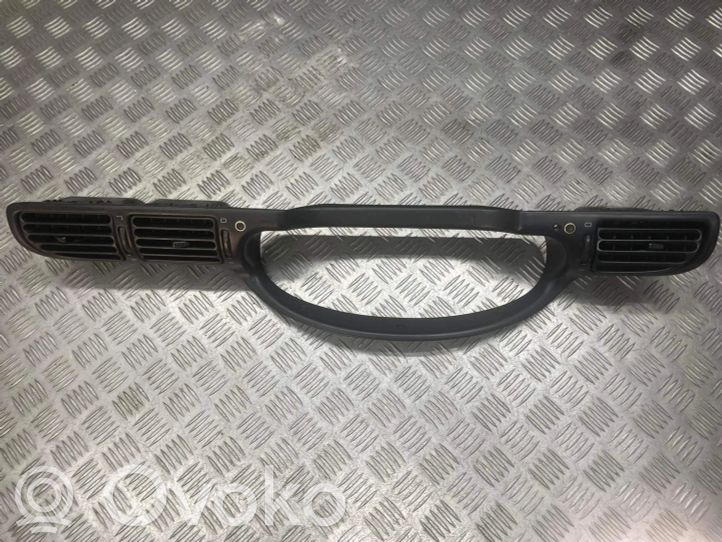 9616431577 Peugeot 406 Dashboard trim, 10.00 € | RRR