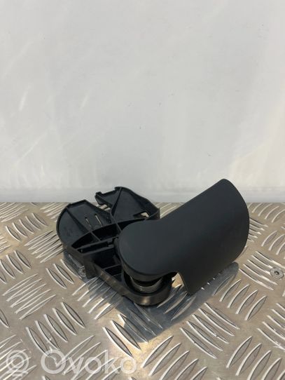 8T1823533 Audi Q5 SQ5 Engine bonnet (hood) release handle, 15.00 € | RRR