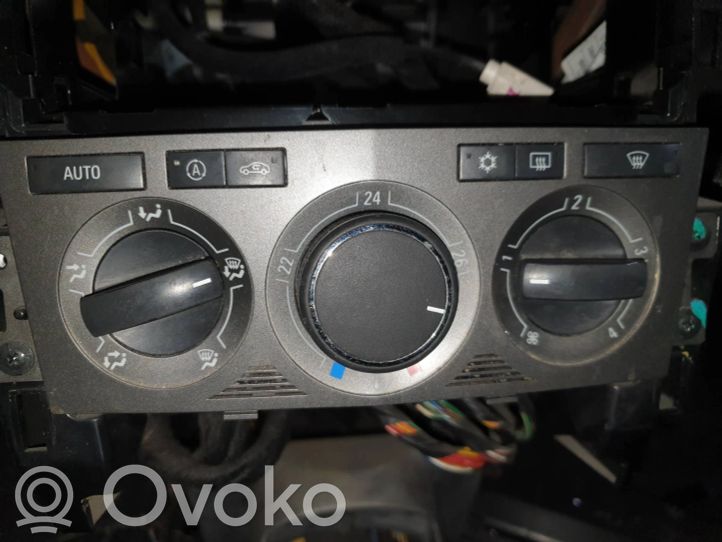 Opel Antara Climate control unit, 56.80 € | RRR