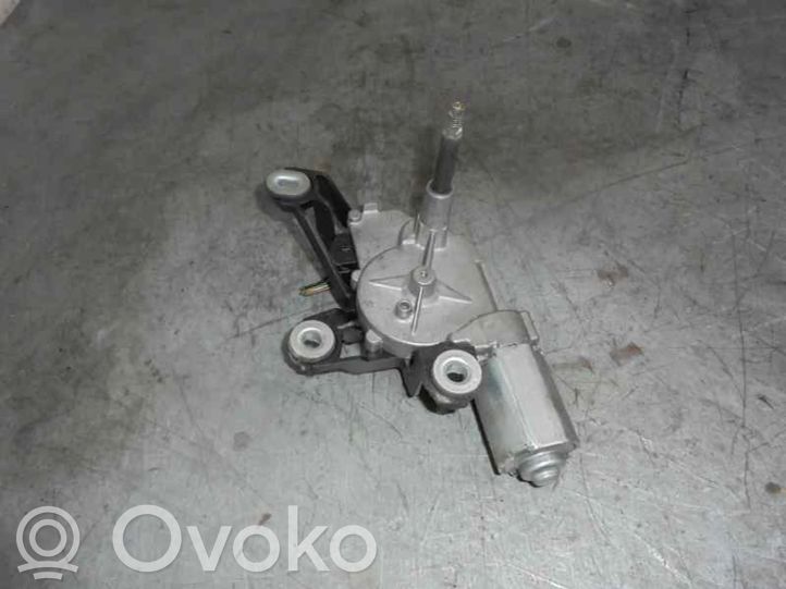 Volkswagen Polo Rear window wiper motor, 30.00 € | RRR